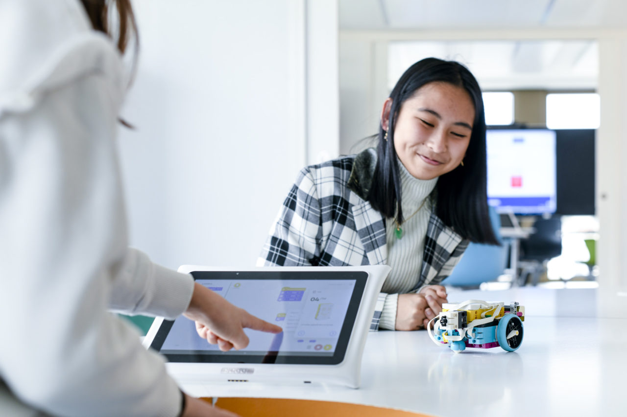 UNOWHY - Acteur de la transformation numérique de l’éducation