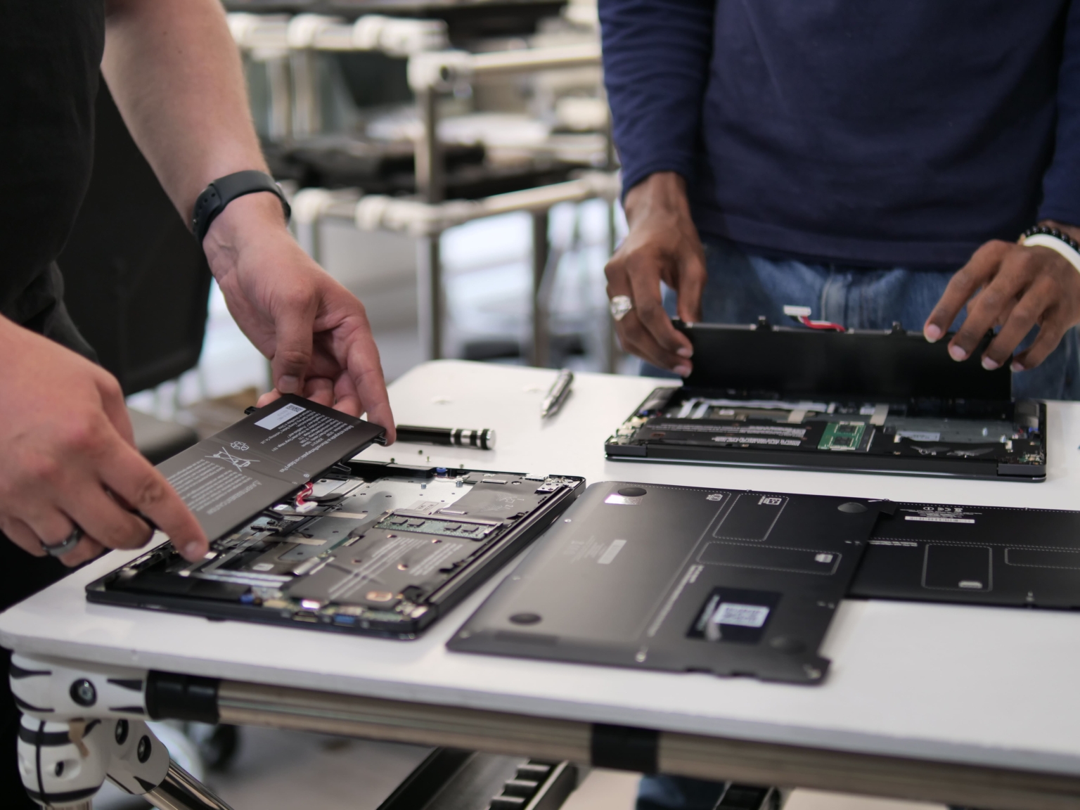 Ordinateurs UNOWHY - Le numérique éducatif au quotidien